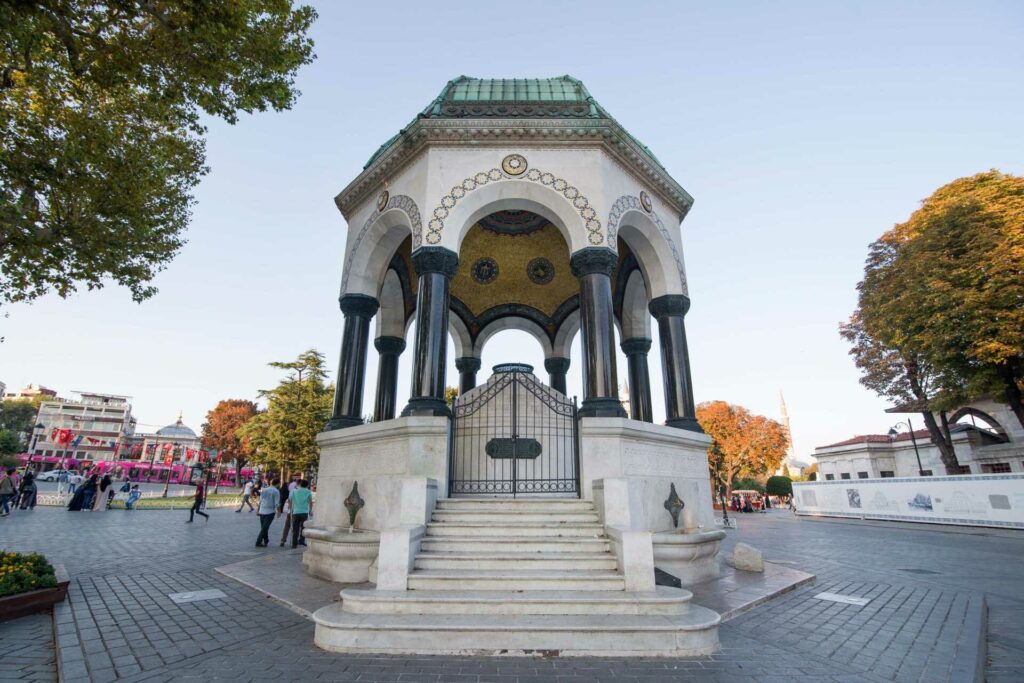 Ahrida Sinagogu Tarihi | GezenKediler.Com